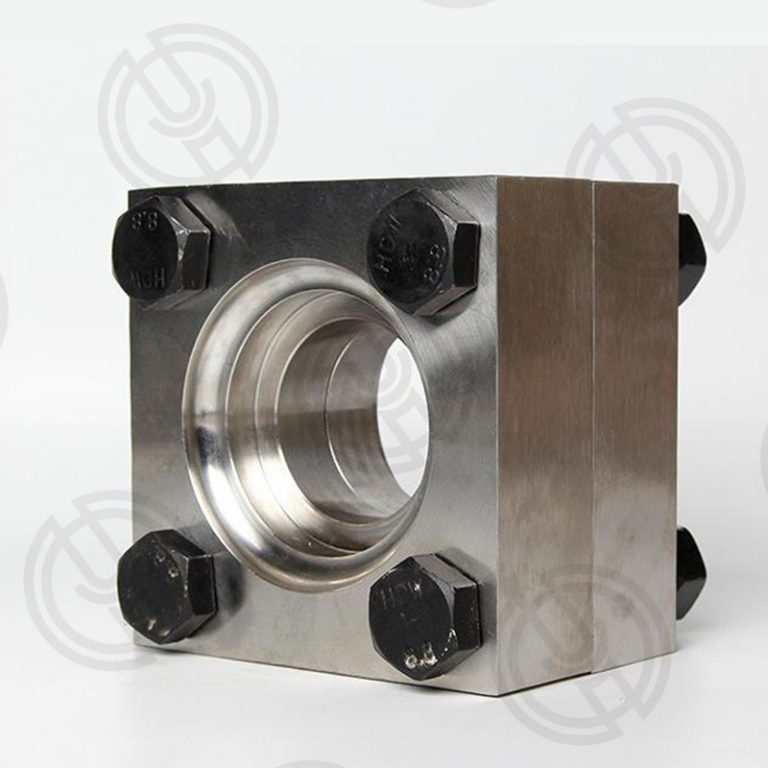 Square Flanges Carbon Steel Stainless Steel NFI STEEL